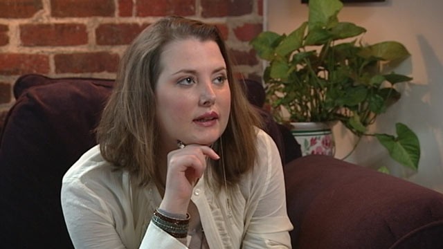 abc_lindsay_ess - GirlTalkHQ