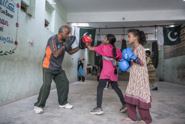 Pakistan's 1st All-Female Boxing Club Is Giving Girls A Fighting Chance ...