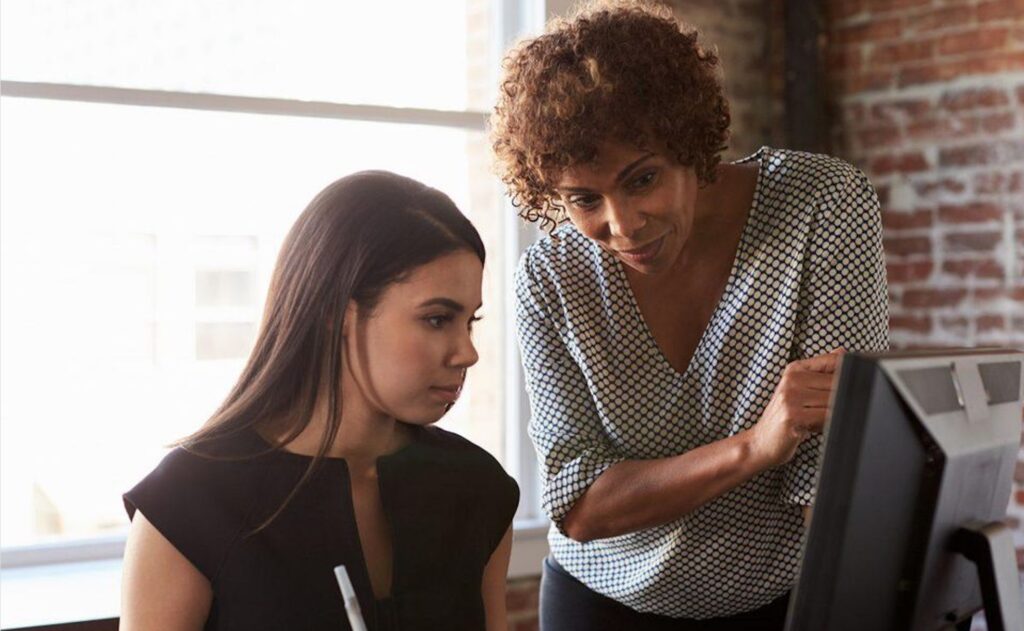5 Ways Women Entering The Workforce Can Set Themselves Up For Career ...