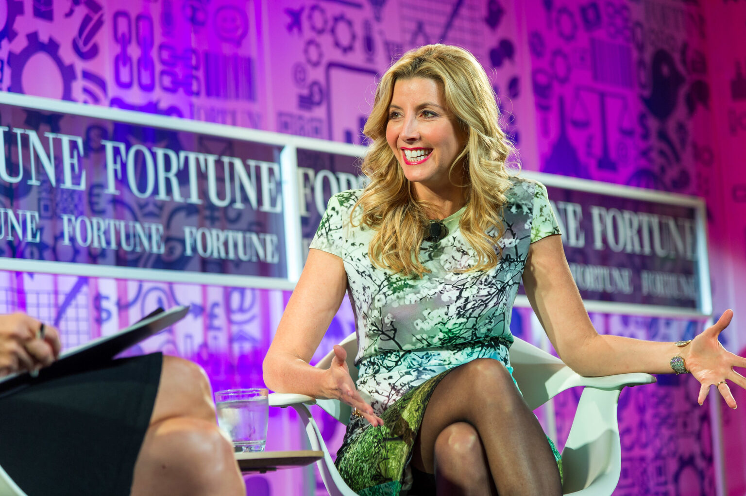 How Billionaire Spanx Founder Sara Blakely Achieved Success With These ...