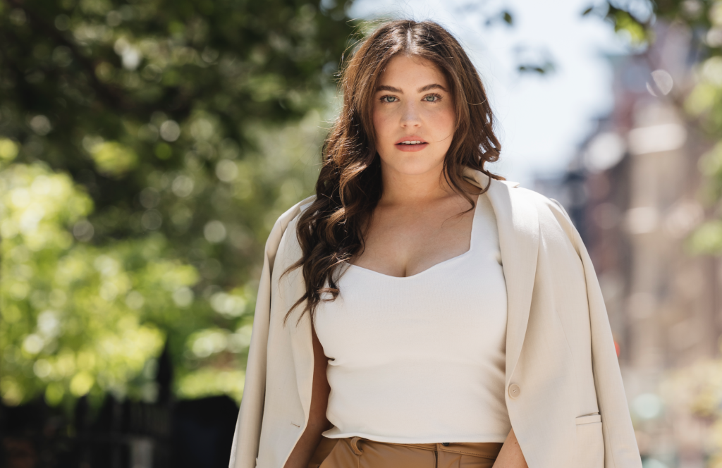 Digital Creator Gigi Robinson Breaks Down Body Image & Mental Health On ...